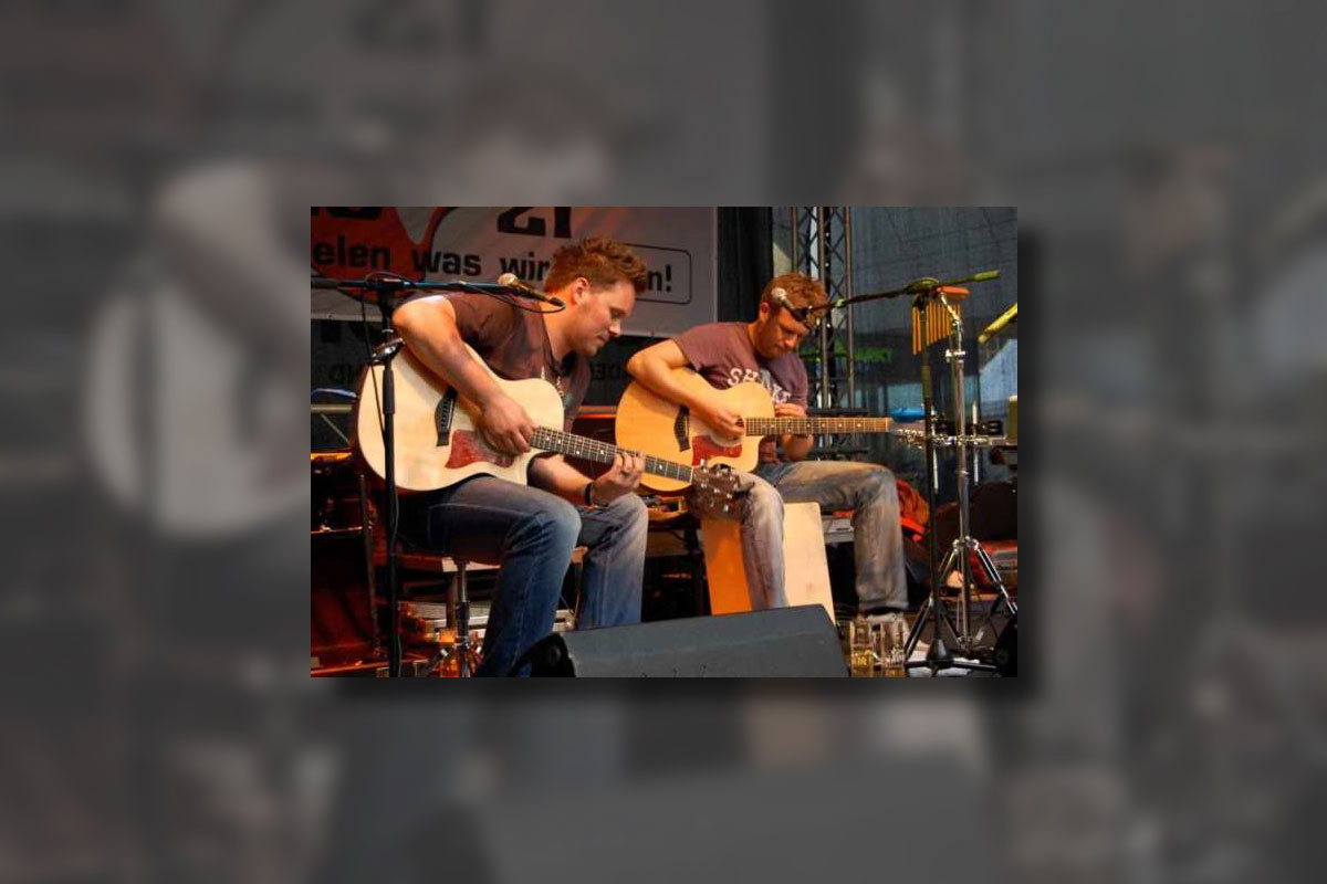 THIRTY TOES | mick and music - Künstleragentur und Künstlervermittlung